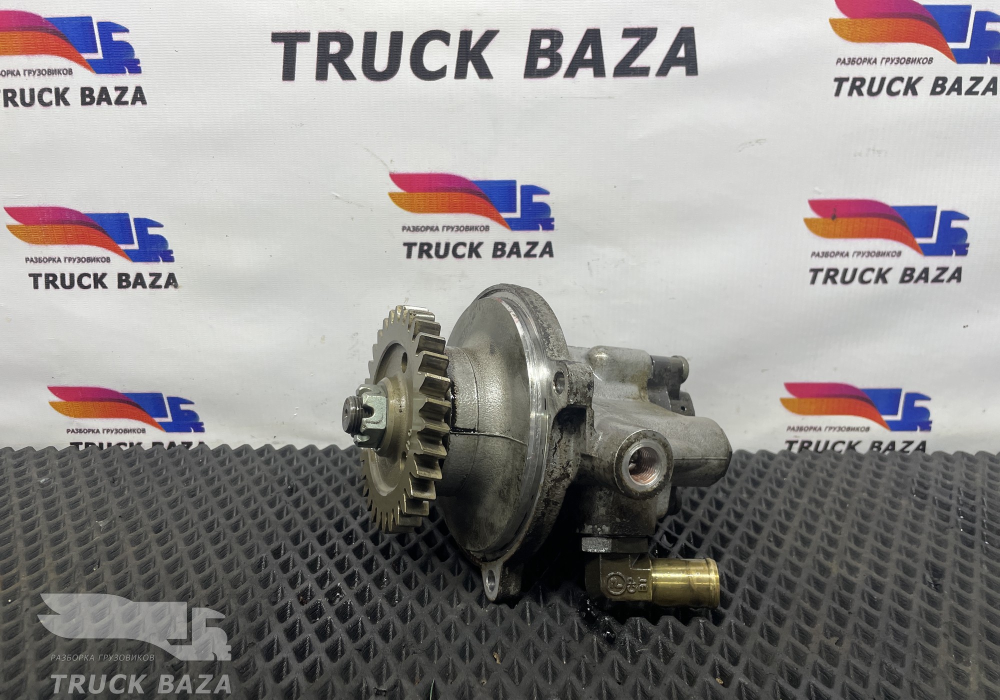 Насос ГУРа 21488833 - купить б/у за 27000 р.