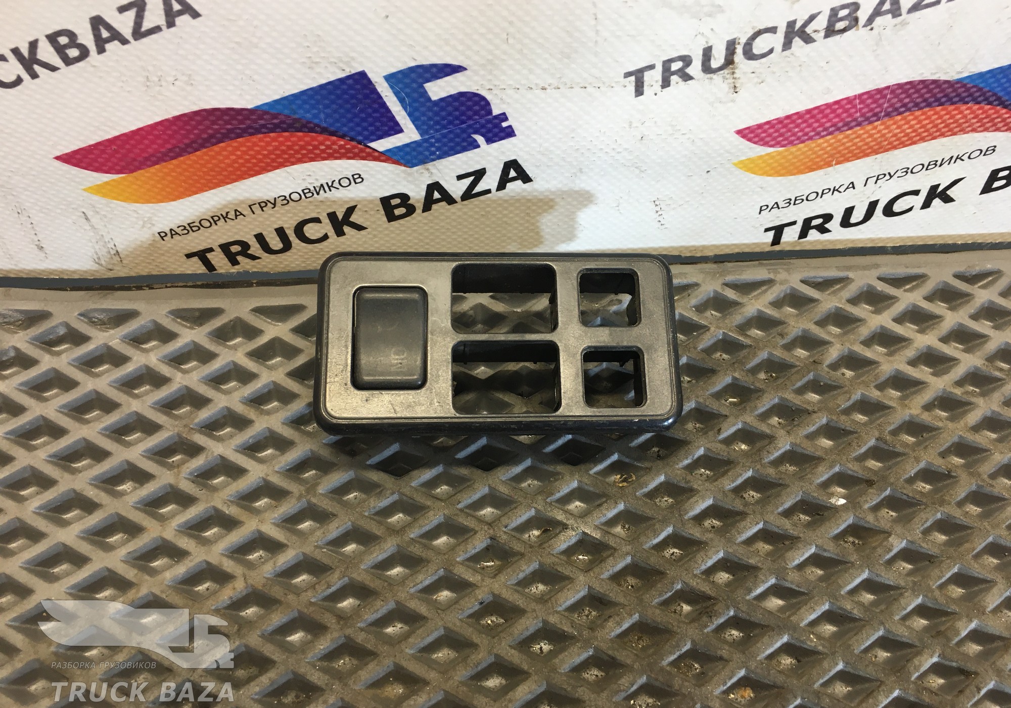 Блок управления стеклоподъемниками 1307897 для Daf XF95 - купить б/у за ...